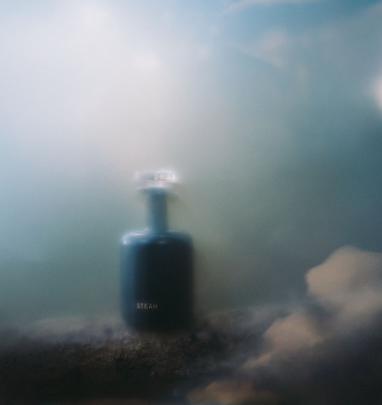 【美週Buy一下】美妝香氛新品速報：Prada水唇膏、小眾香水話題登場！ | Bella.tw儂儂